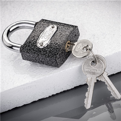 Super quality black painted Iron padlock